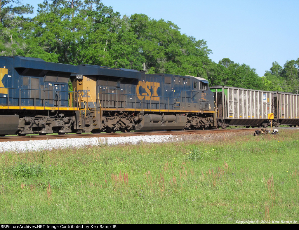 CSX 897
